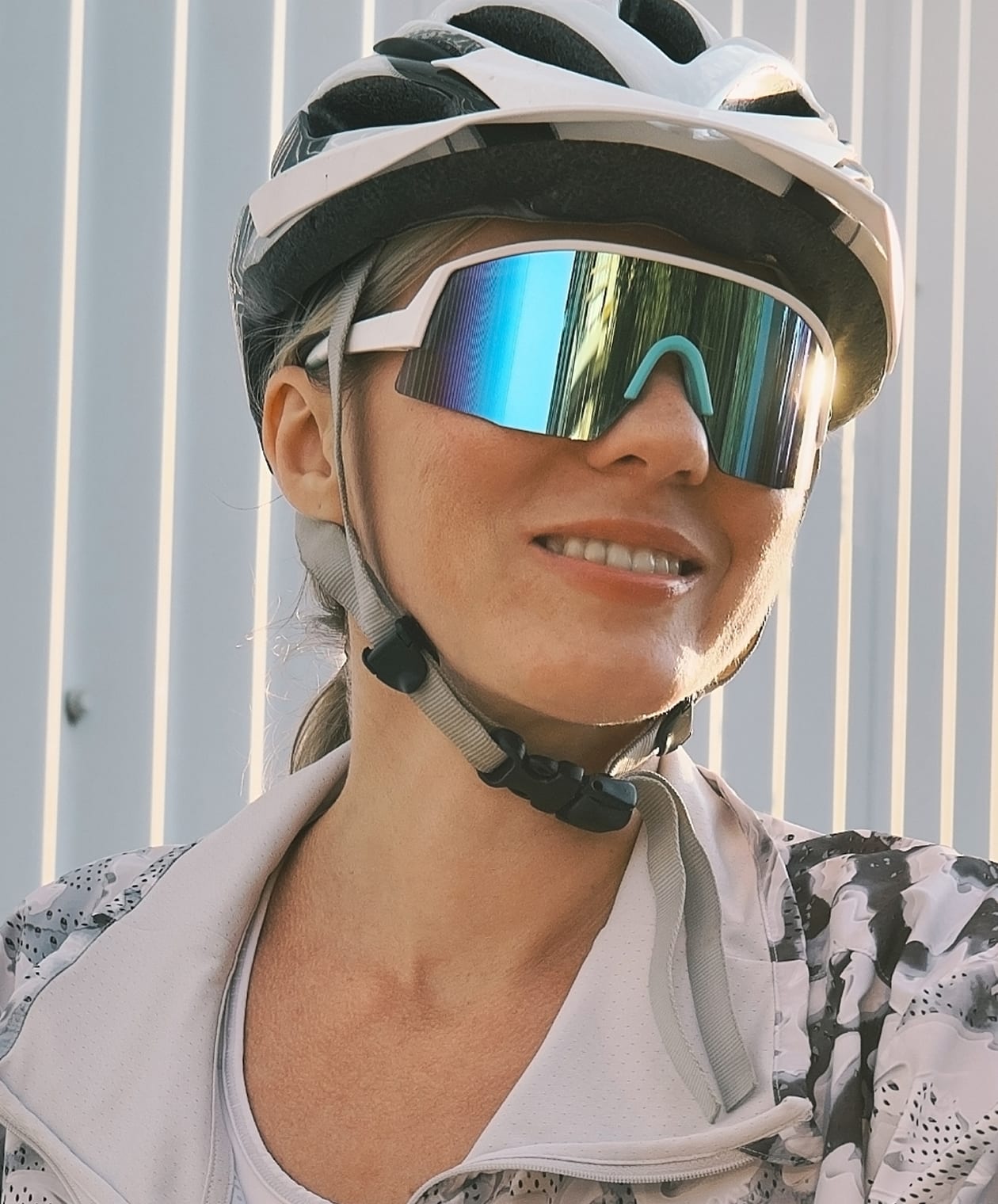 Sports Glasses, Sunglasses & Goggles | GlassesUSA.com